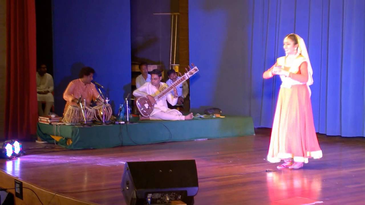 Chandrajith Tabla Playing with KATHAK Dancer Shrita Baskar in Live ...