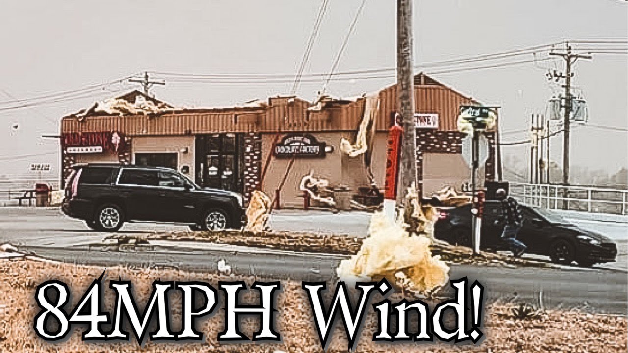 Crazy Wind Storm Tears Through Dodge City - YouTube