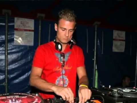 Project ab8800880088 pres. Richard Durand - Into Something (Original ...