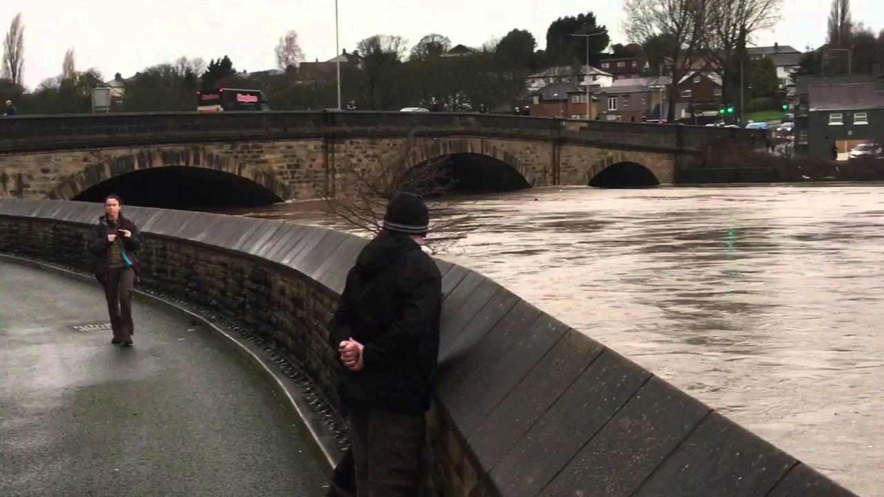 Flooding at Preston River Ribble - YouTube