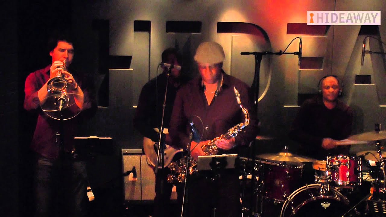 Wayne Hernandez - I Am Into You - YouTube