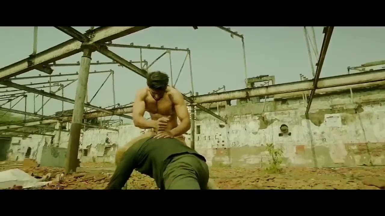 Best fight sc... I Bollywood - YouTube
