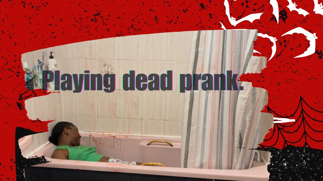 Extreme blood prank playing Dead to see Sister my sisters reaction?! 😱 ...
