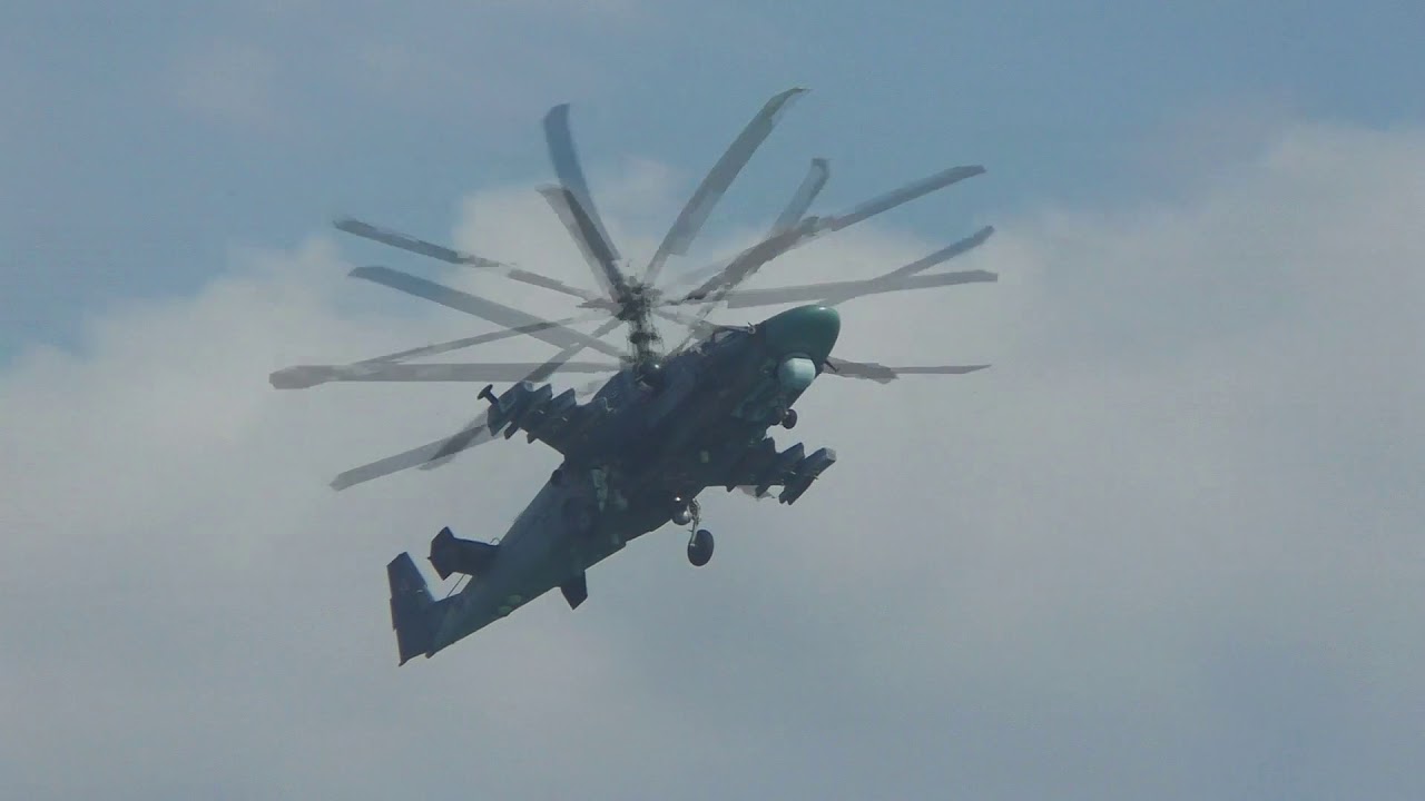 Ka-52 Alligator (Hokum B) aerobatics at super low altitudes Gelendzhik ...