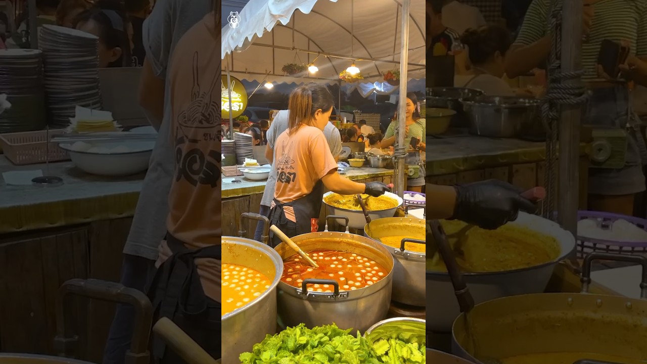 ขนมจีนโบราณชื่นอุรา บุฟเฟ่ต์ผักเยอะไม่อั้นนนน📍 : ร้านขนมจีนชื่นอุรา ตลาดนัดหัวมุม #eatguide ...