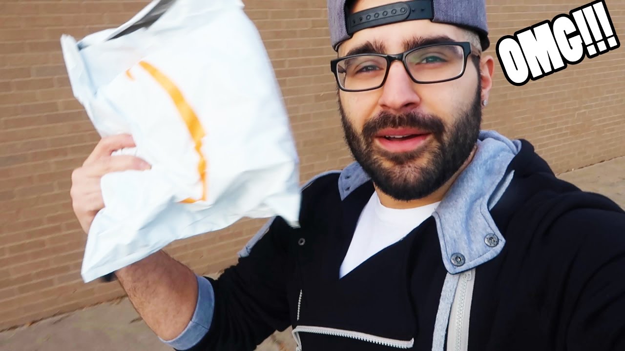 OMG BEST PO BOX GIFT EVER!! - YouTube