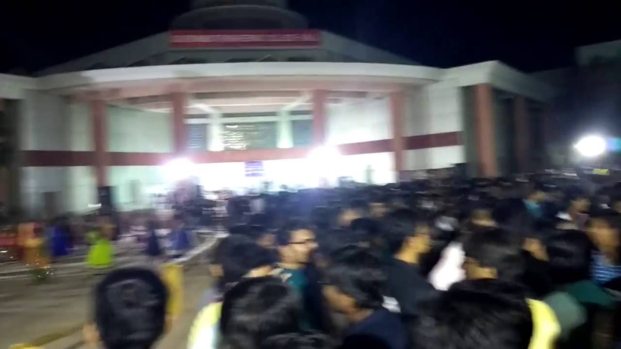 Navratri garba in gec bhuj - YouTube