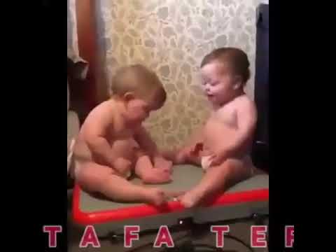 Çiftetelli Oynayan Bebekler - Oynat Bakalım