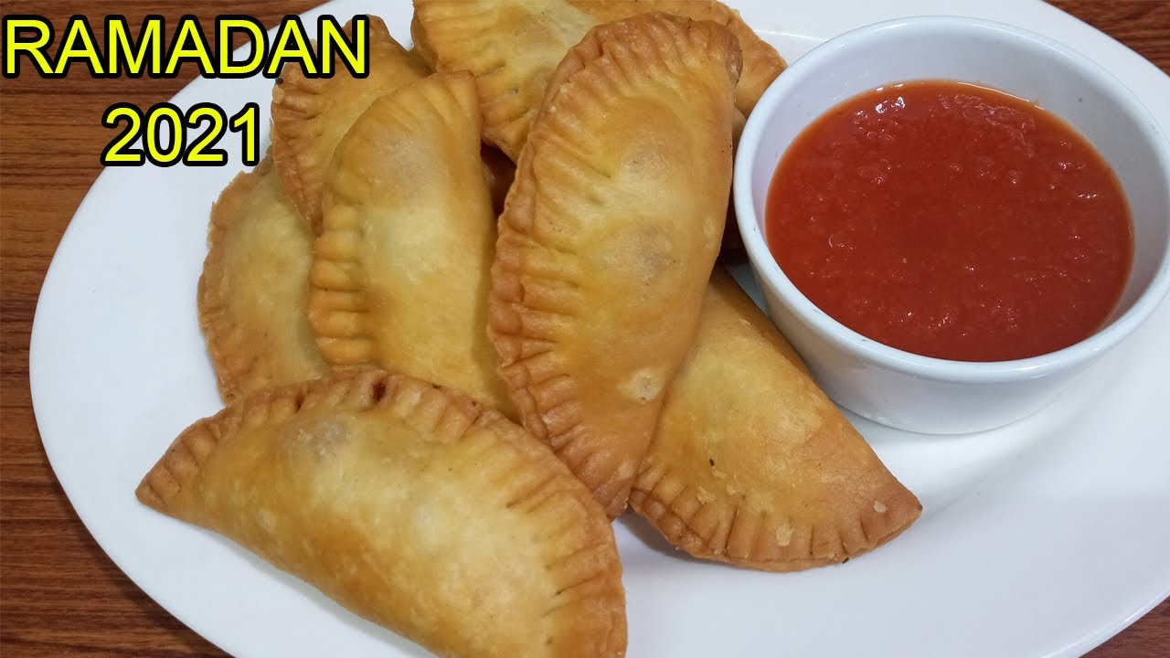 Crispy Half Moon Samosa Recipe(Ramadan Special) |Keema Samosa Recipe ...