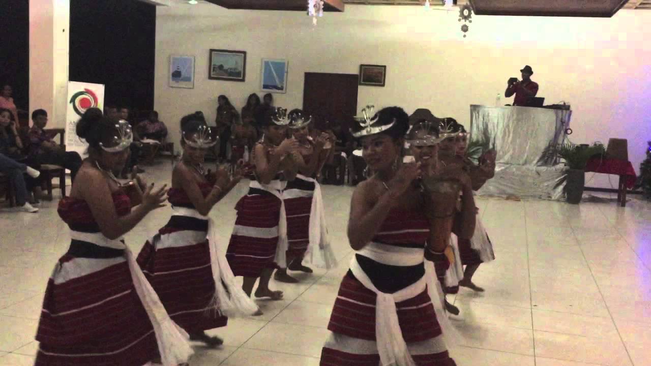 Timor Furak - Dansa Kolosal Mambae - YouTube