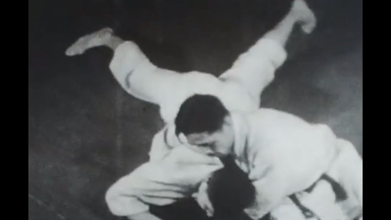ICHIRO ABE Part 1 Shime Waza Choke Techniques - YouTube