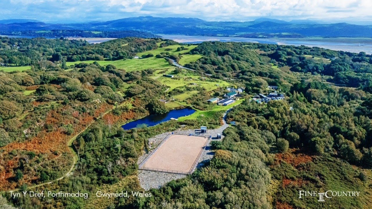 Morfa Bychan Road, Porthmadog | Fine & Country North Wales | Jamie ...