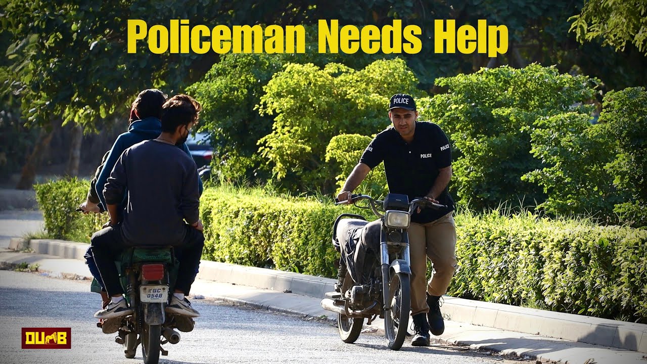 Policeman needs help - YouTube