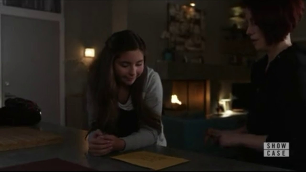 Supergirl 3x11 Samantha and Alex - YouTube