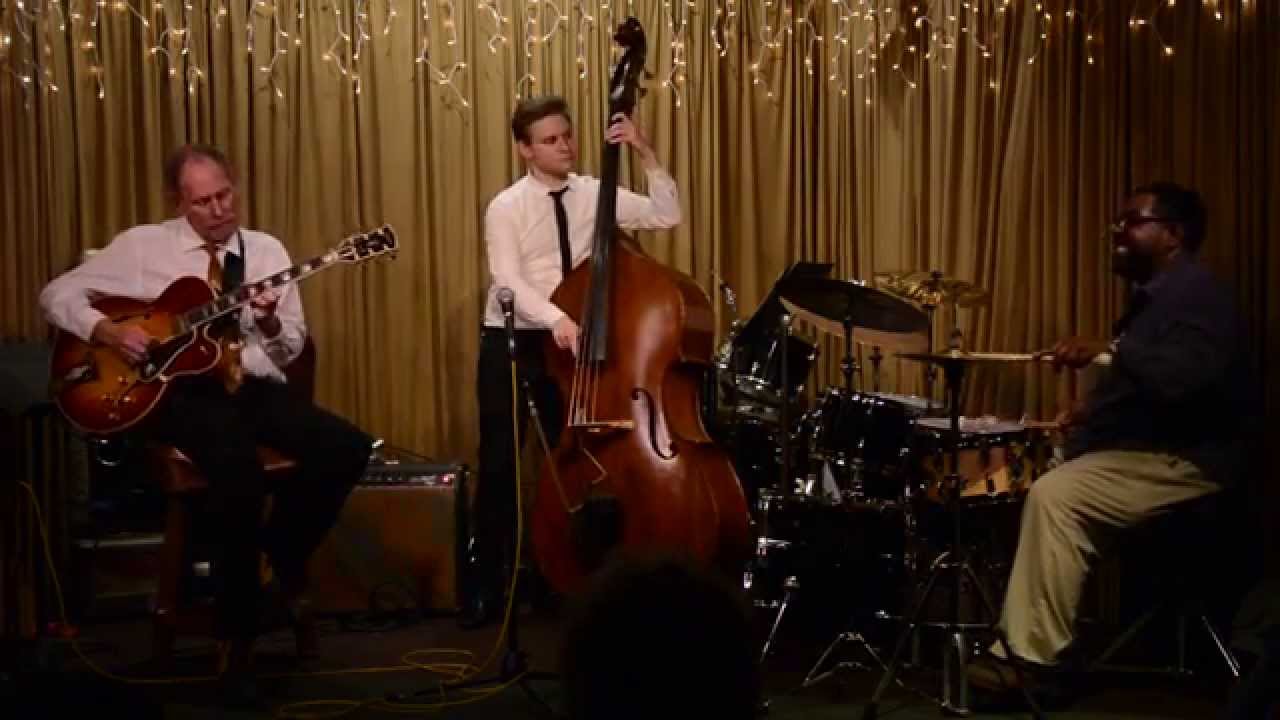 Bruce Forman Trio- Flamingo - YouTube