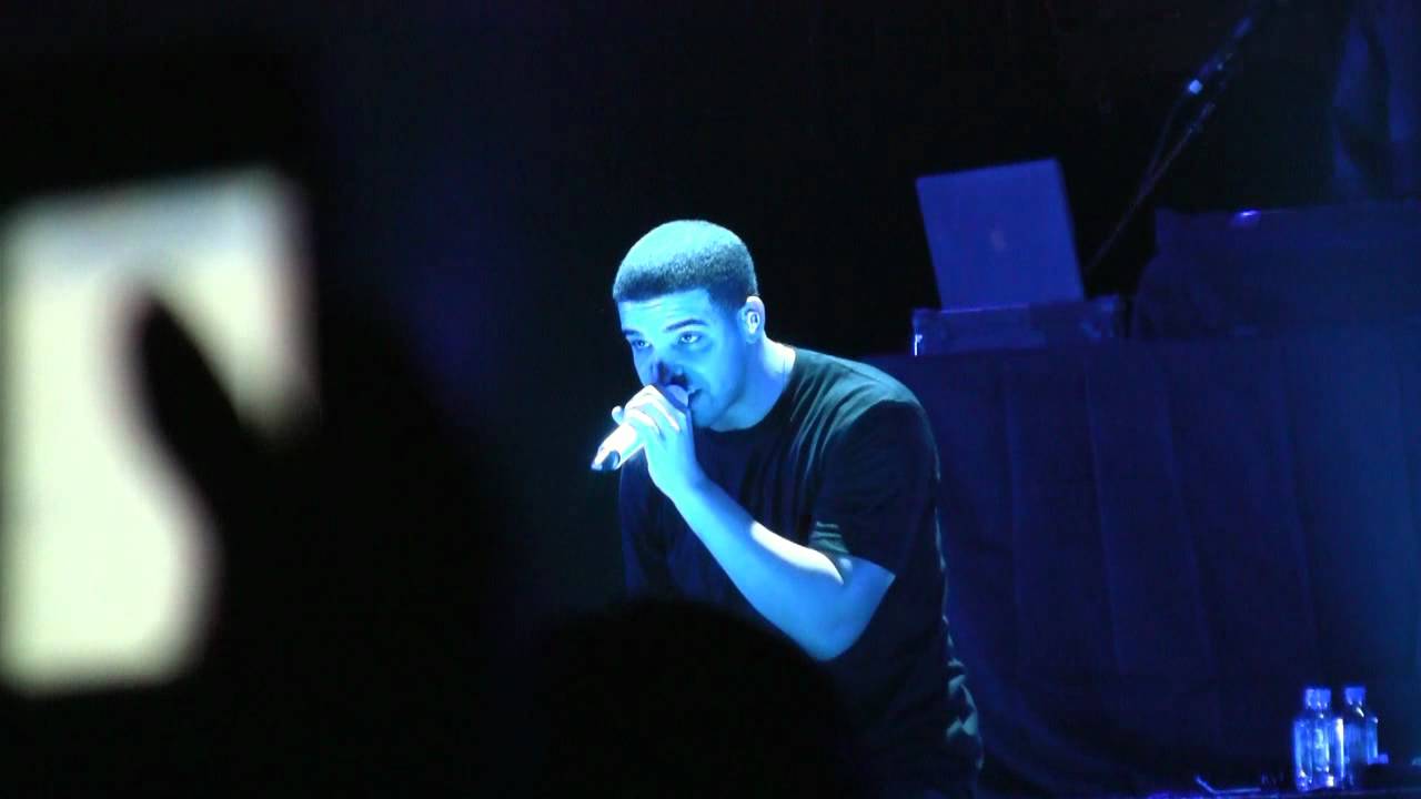 Drake- "Fireworks" (HD) Live in Chicago on October 14, 2010 - YouTube