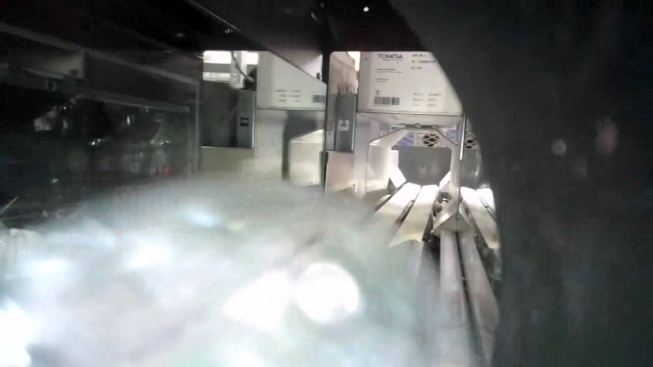 Tomra T-820 Cans, Plastic & Glass RVM @ FLAIR Beverage ctr on 207 st ...