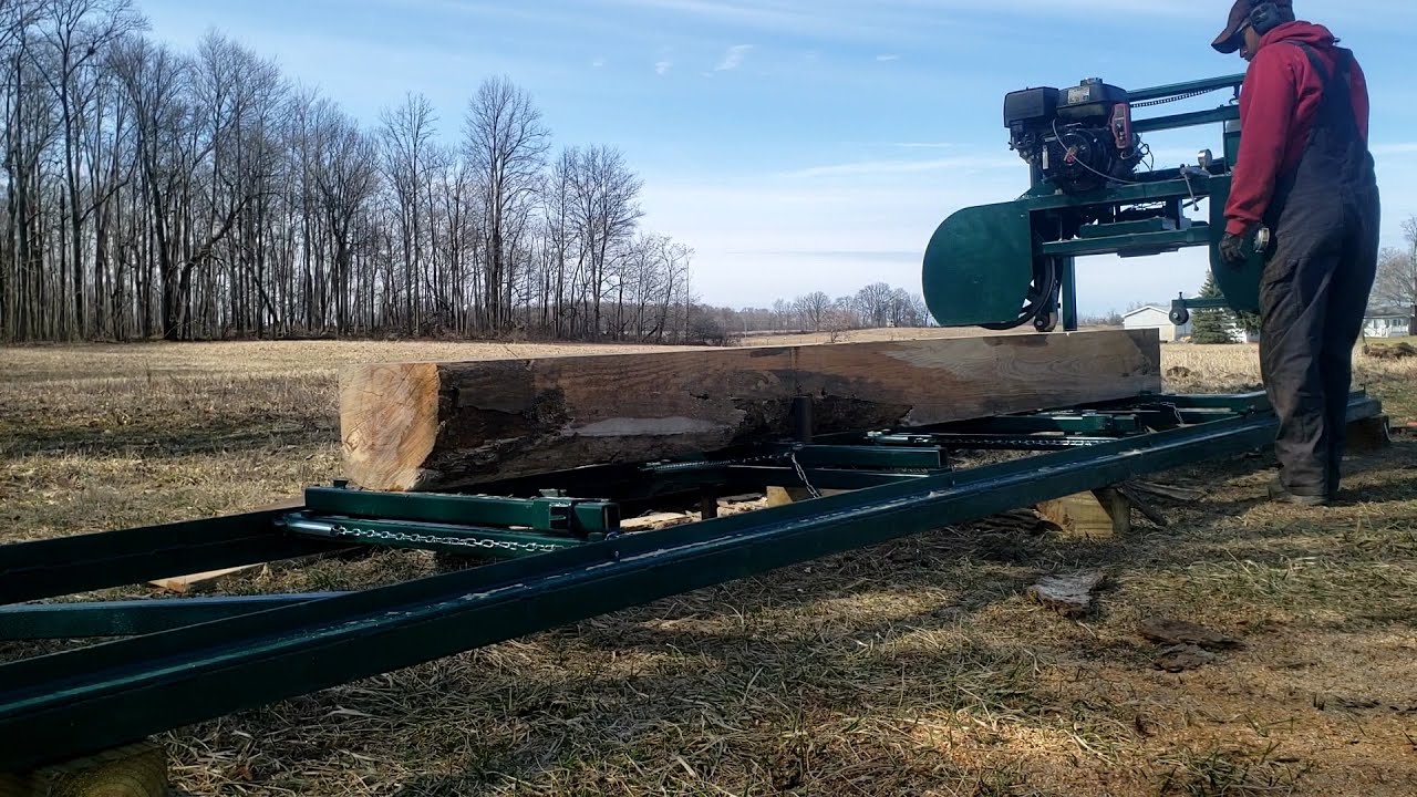 Linn Lumber 190A bandsaw mill break in. - YouTube