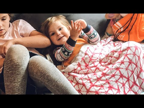 Onion poultice //Easy home remedy for coughs + chest congestion - YouTube