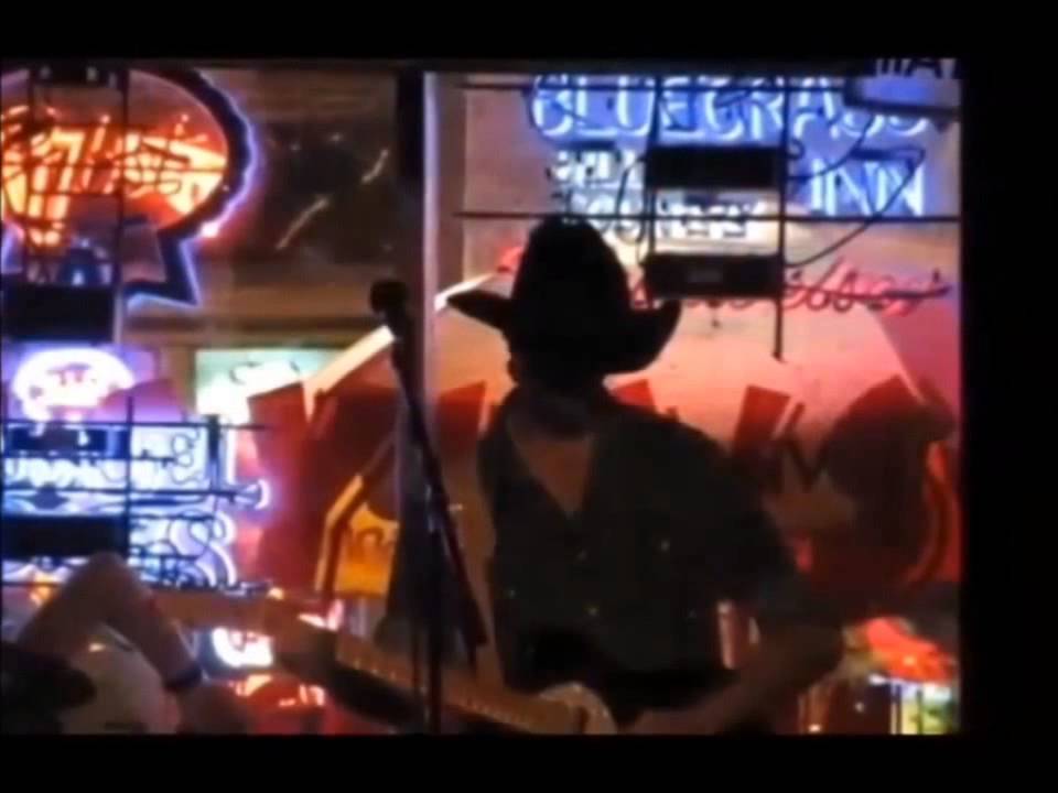 Chicco Piani " Country Singer " - YouTube