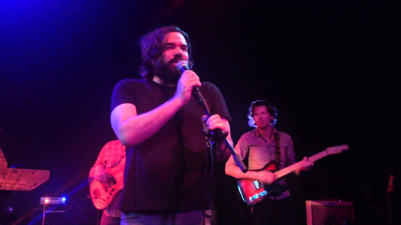 Matt Berry & The Maypoles #ToastofLondon theme Take My Hand - YouTube