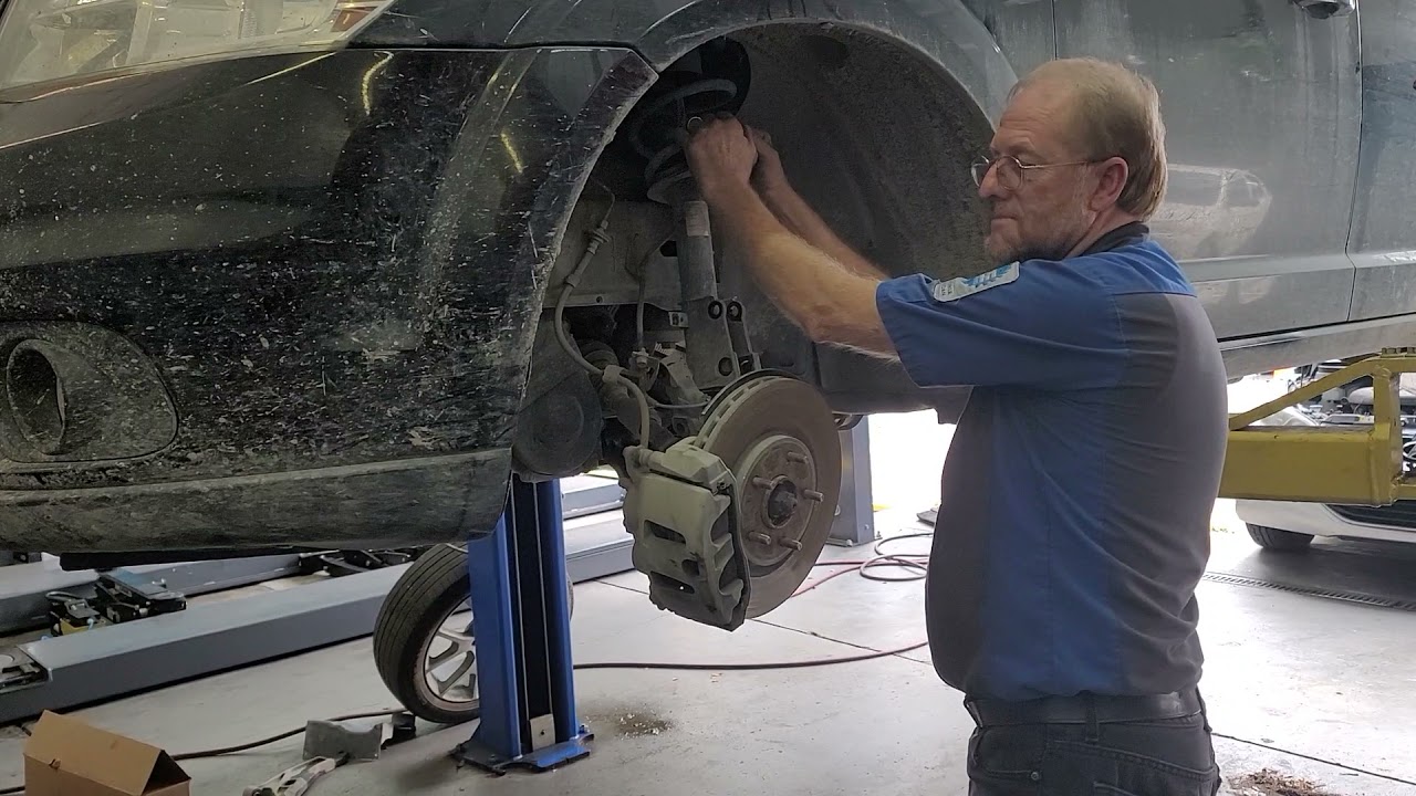 Defective Struts at Pals - YouTube