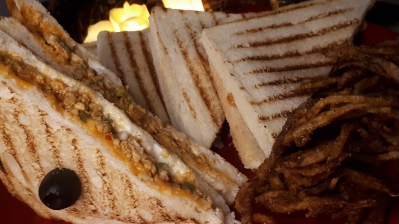 Peri peri Chicken and Cheese Sandwiches | Grilled Sandwiches | Hot and ...