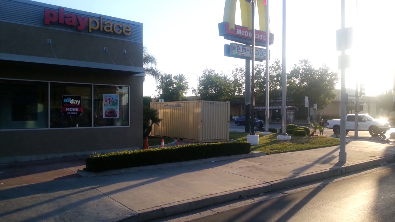 Metro Local Bus la 233 (bubble guppies) 9359 and lausd school bus - YouTube