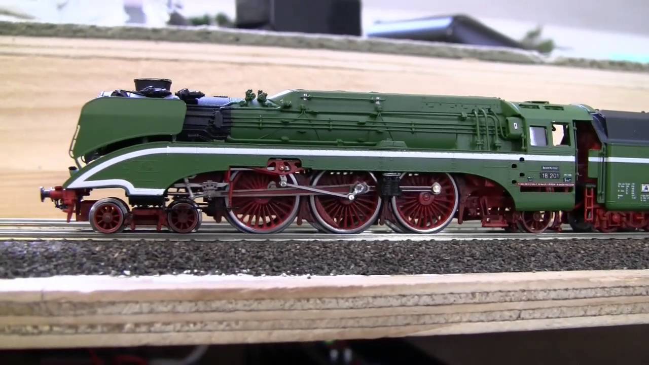 Lemke Spur N BR 18 201 mit Sound und LED's - YouTube