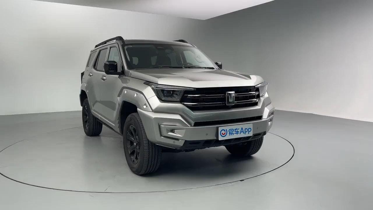 Tank 400 Hi4 T phev - YouTube