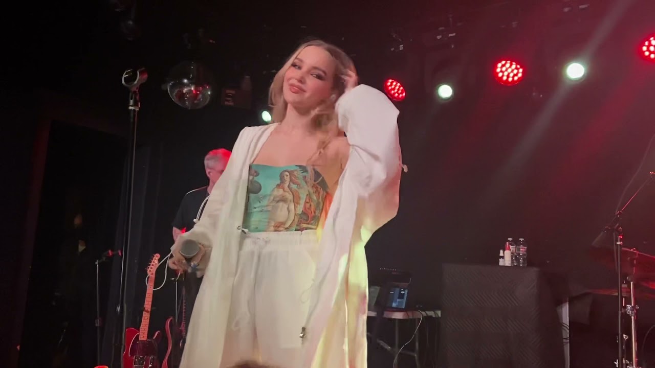 Dove Cameron Live Performance in Los Angeles (Remember Me, We Belong ...