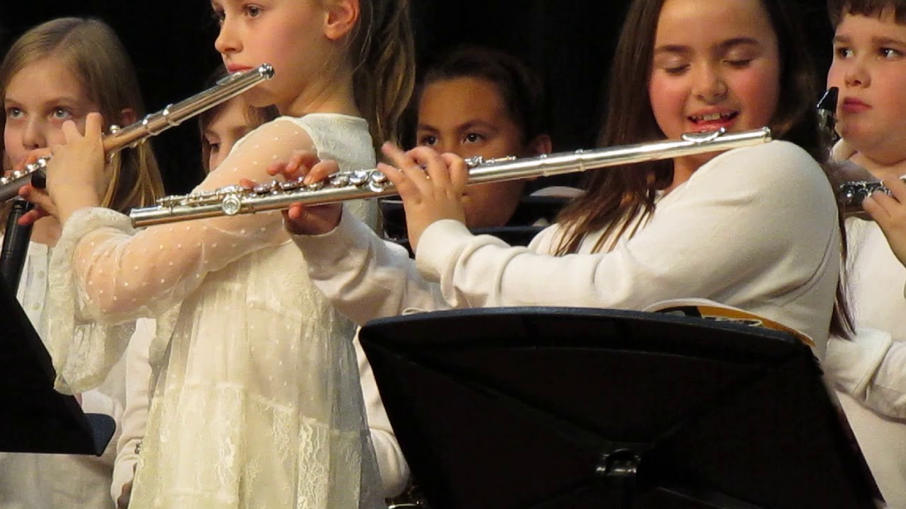 4th Grade Band Concert (Concierto de Banda por el Curso de 4to Basico ...