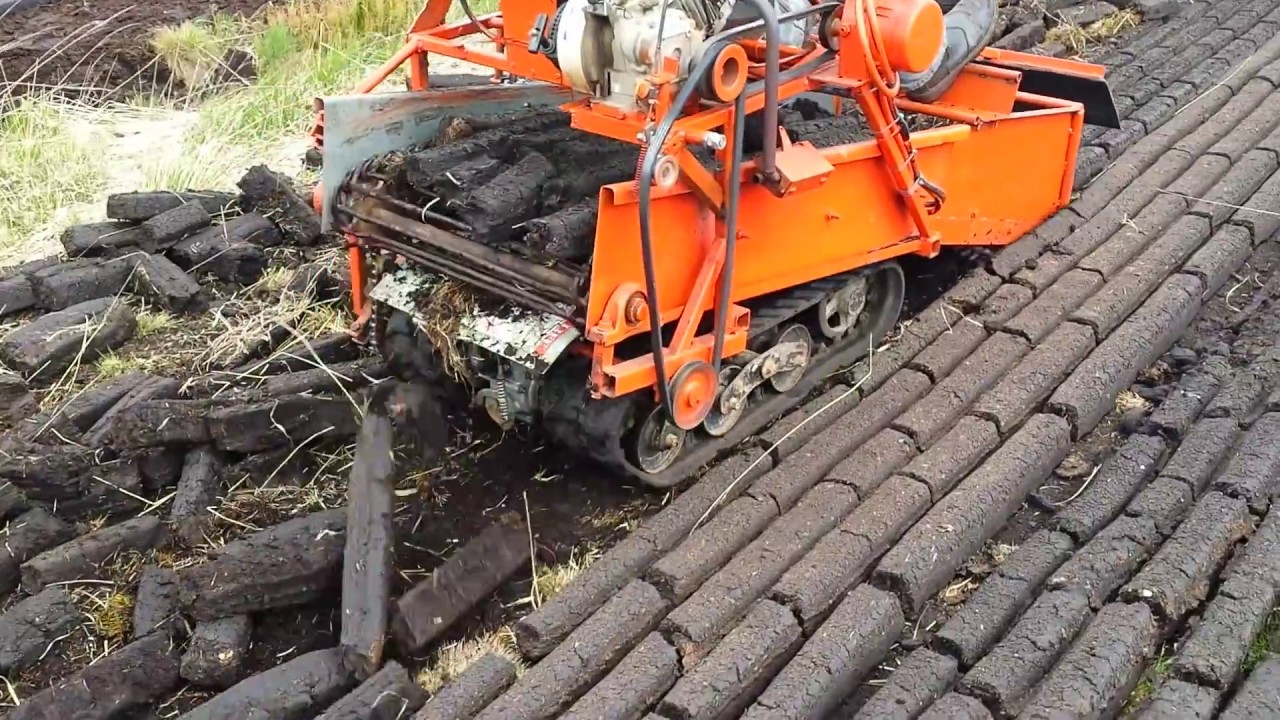 Turf turner Ireland 2015. - YouTube