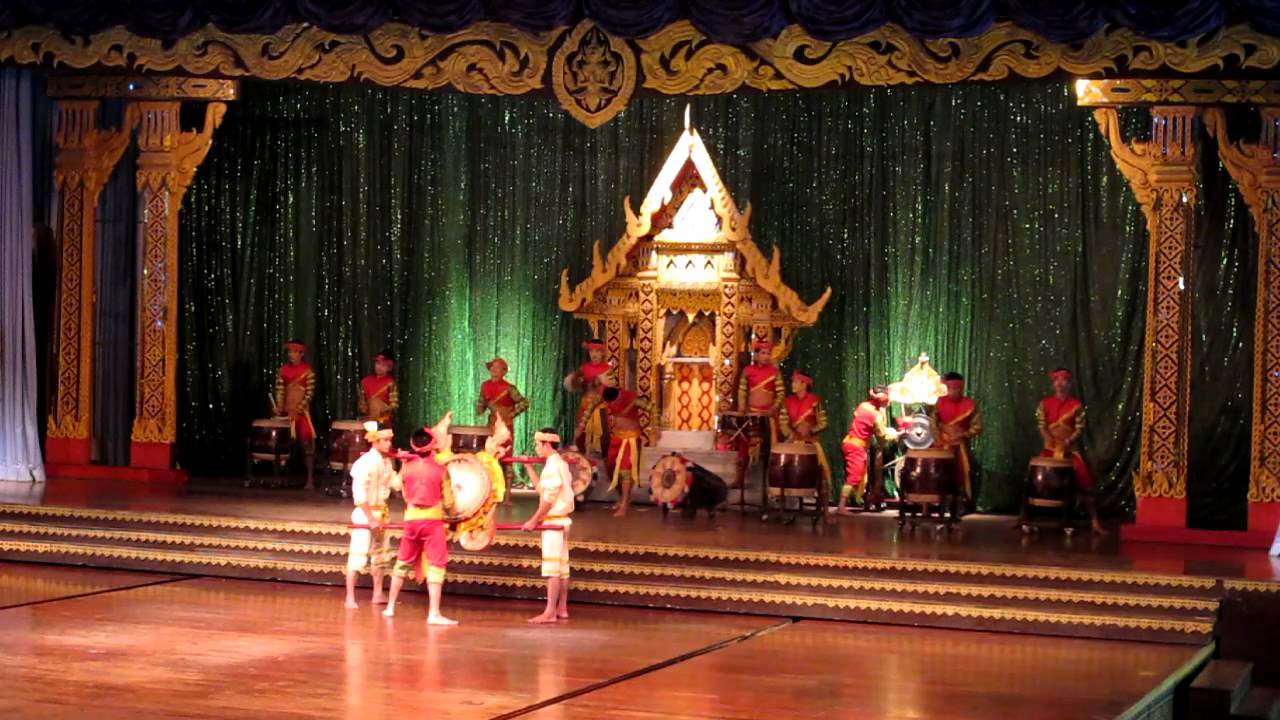 Traditional Thai Drum Demonstration - YouTube