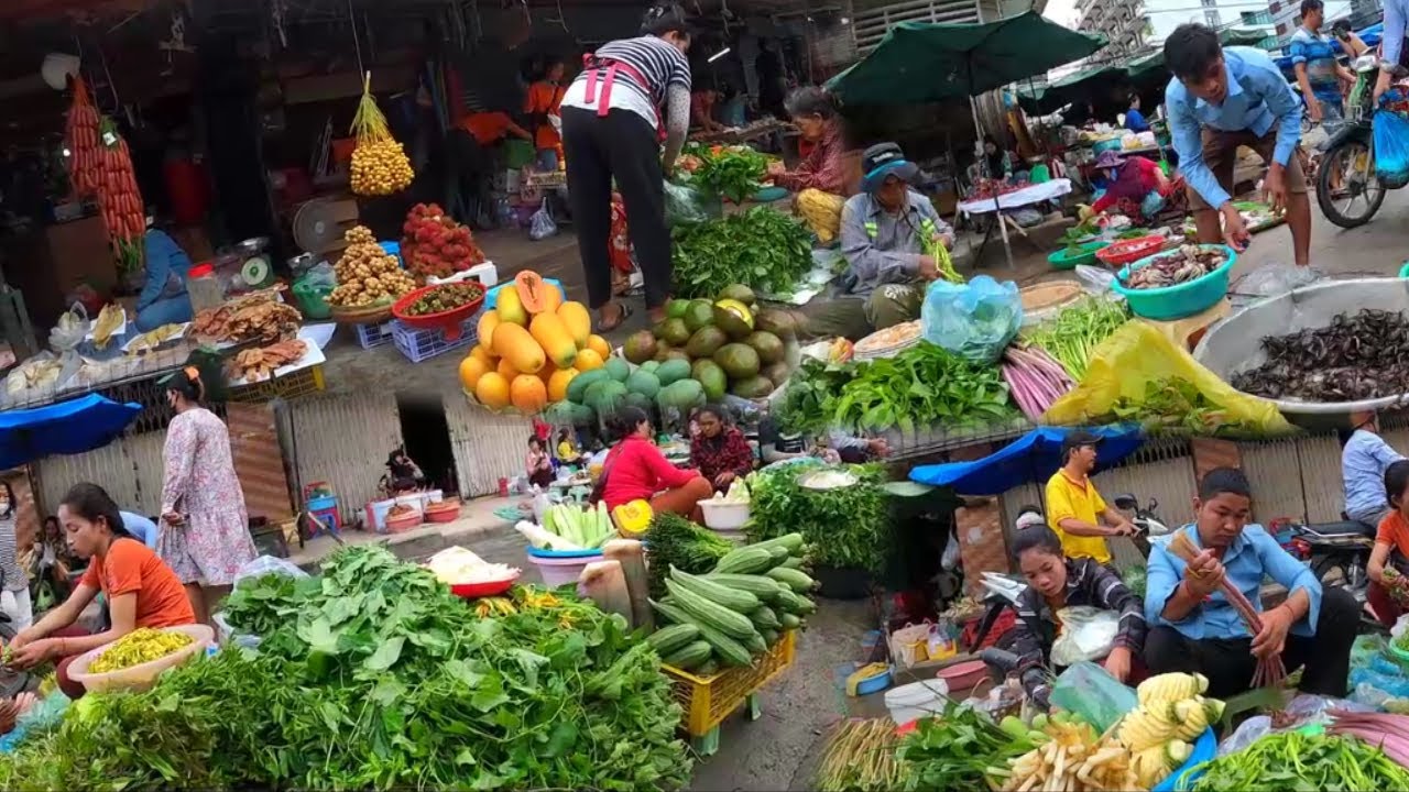 The color of fresh vegetable in marketplace remind me for the delicious ...