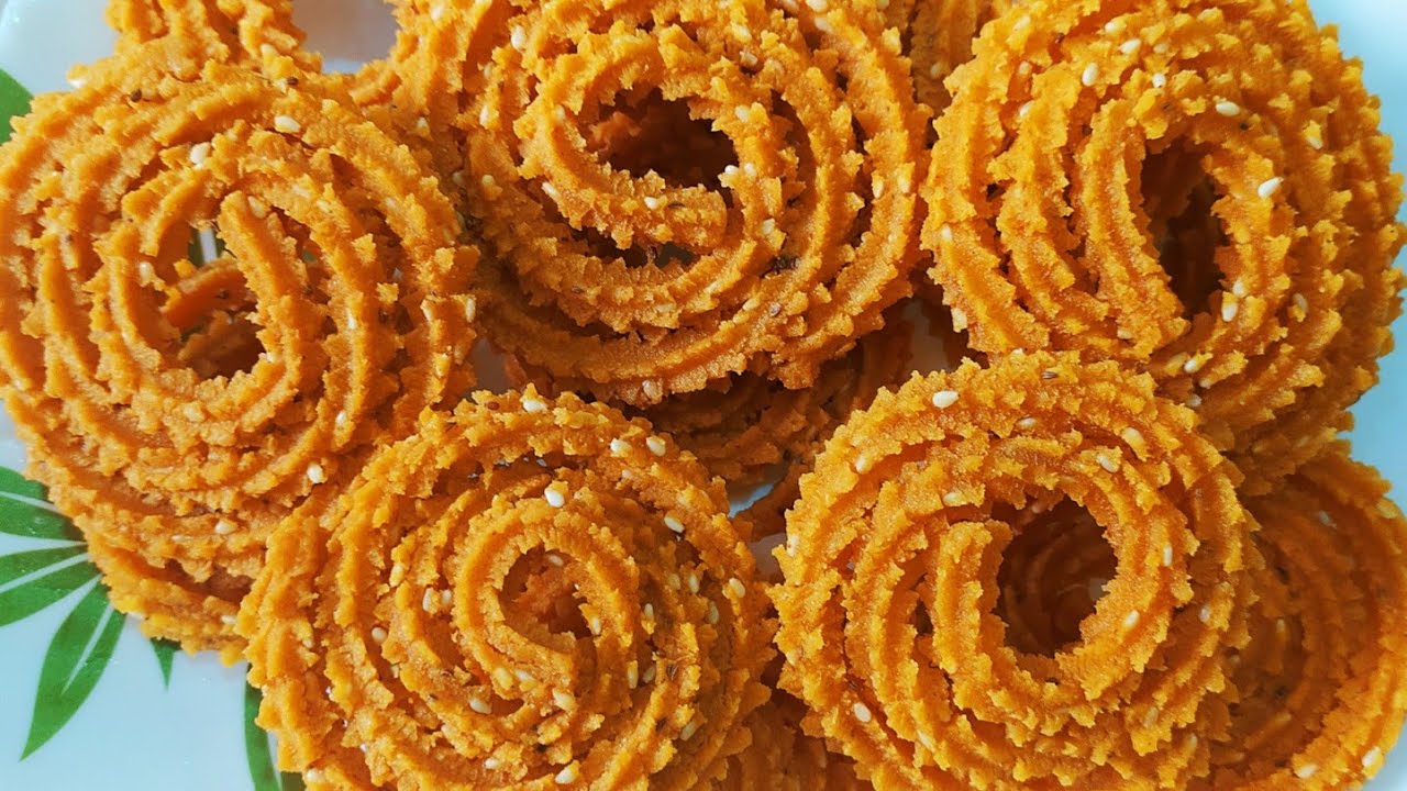 रवा चकली | instant rava chakali recipe | diwali special chakali ...