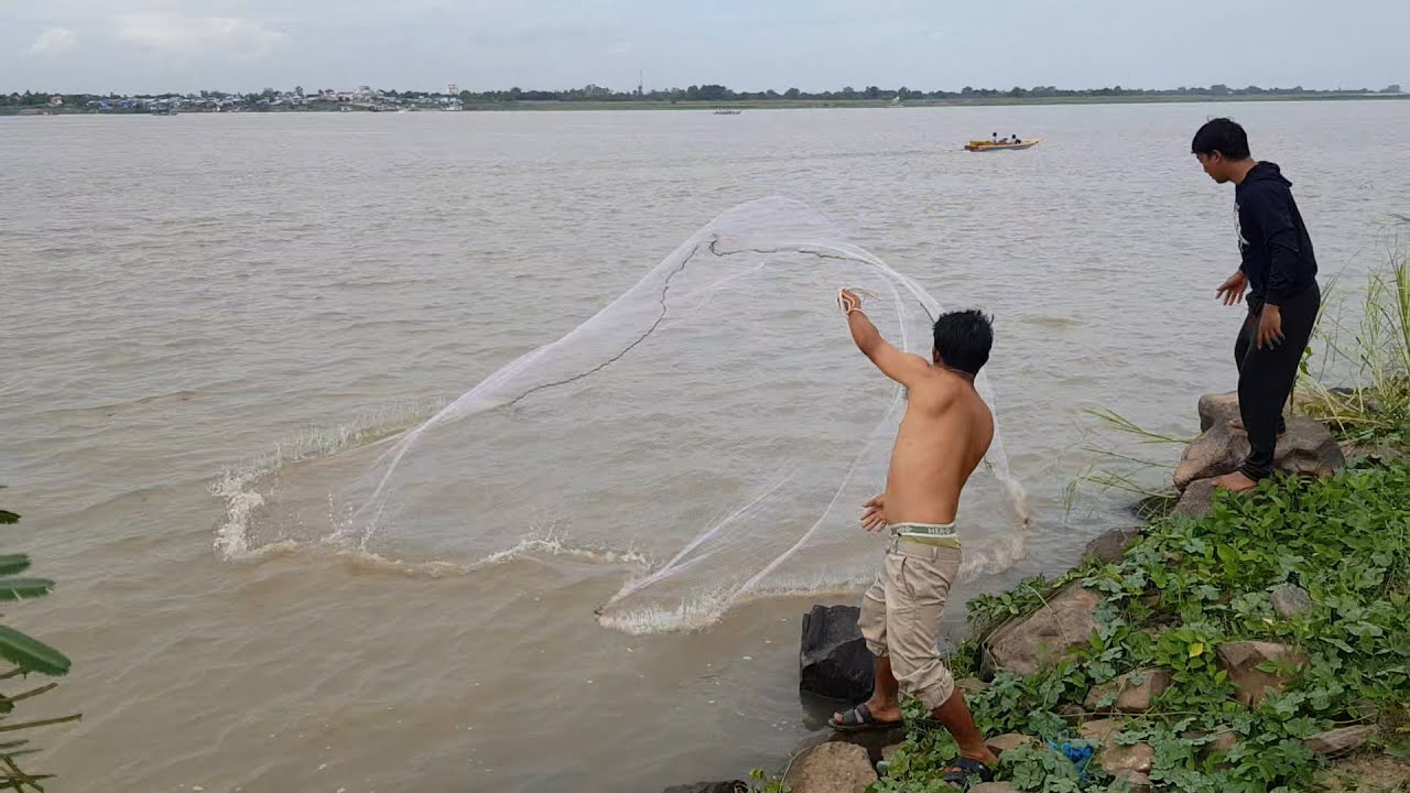 Amazing Big Fishing Catching Skill, Traditional Net Fishing And Net ...