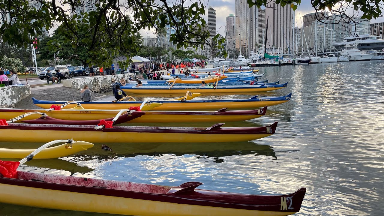 4K High Def Hawaiian 🌺 Day 1 of Racing Paddles Beautiful - YouTube