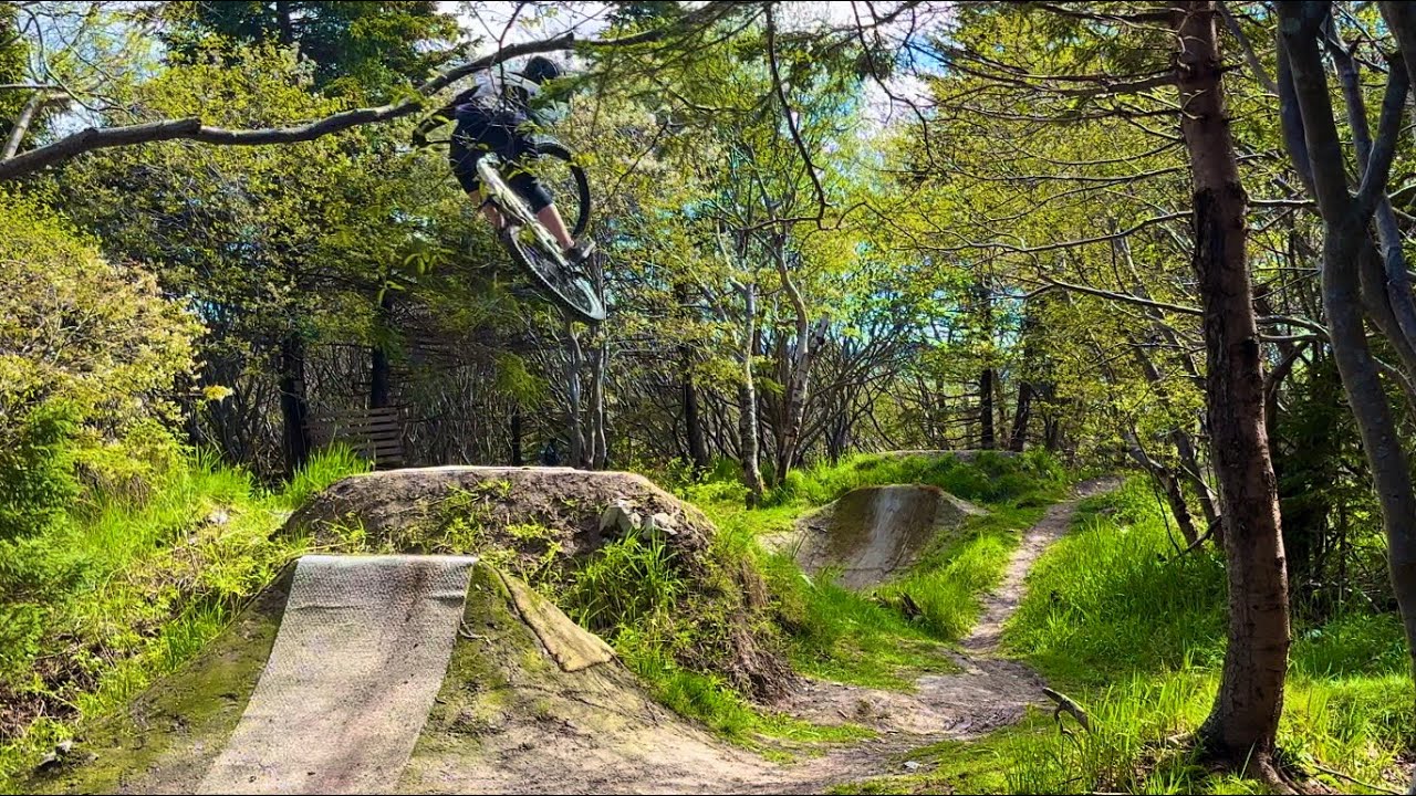 Hitting Big Jumps at Whitehills (half-chubbed edition) | #5 - YouTube