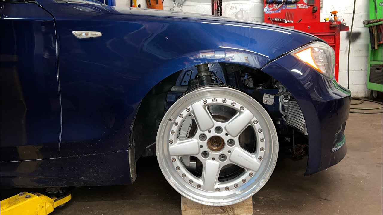 AC Schnitzer Type 2 135i Test Fit - YouTube