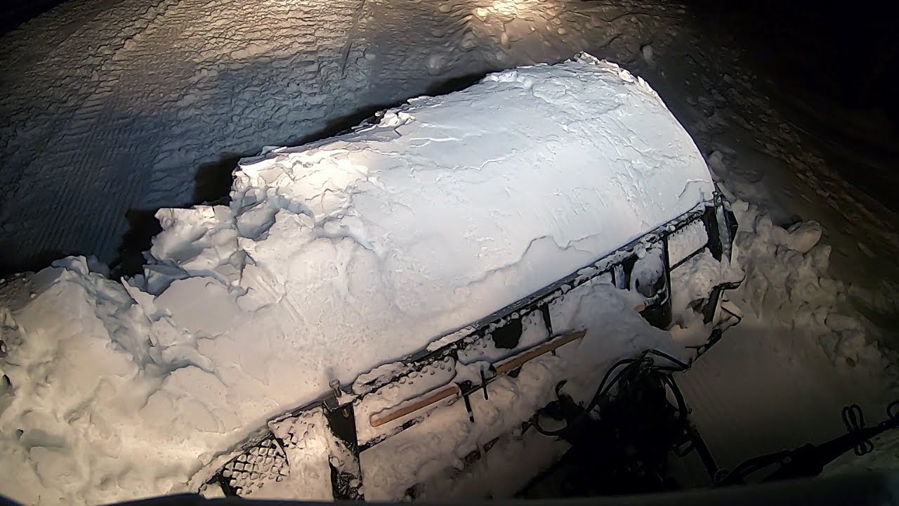 Satisfying Snowcat Onboard - Pushing Snow with Prinoth Leitwolf Part. 2 ...