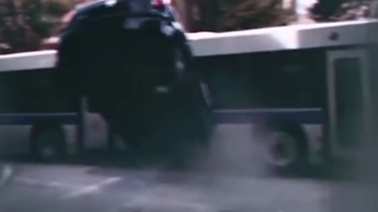 Amazing Man-Spider saves bus full of kids! - YouTube