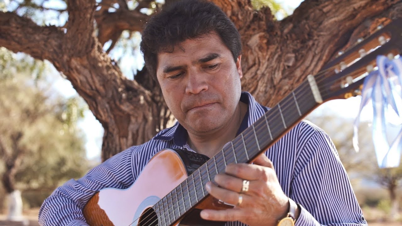 Jorge Castro - La Cumparsita // Tinogasta - Argentina - YouTube