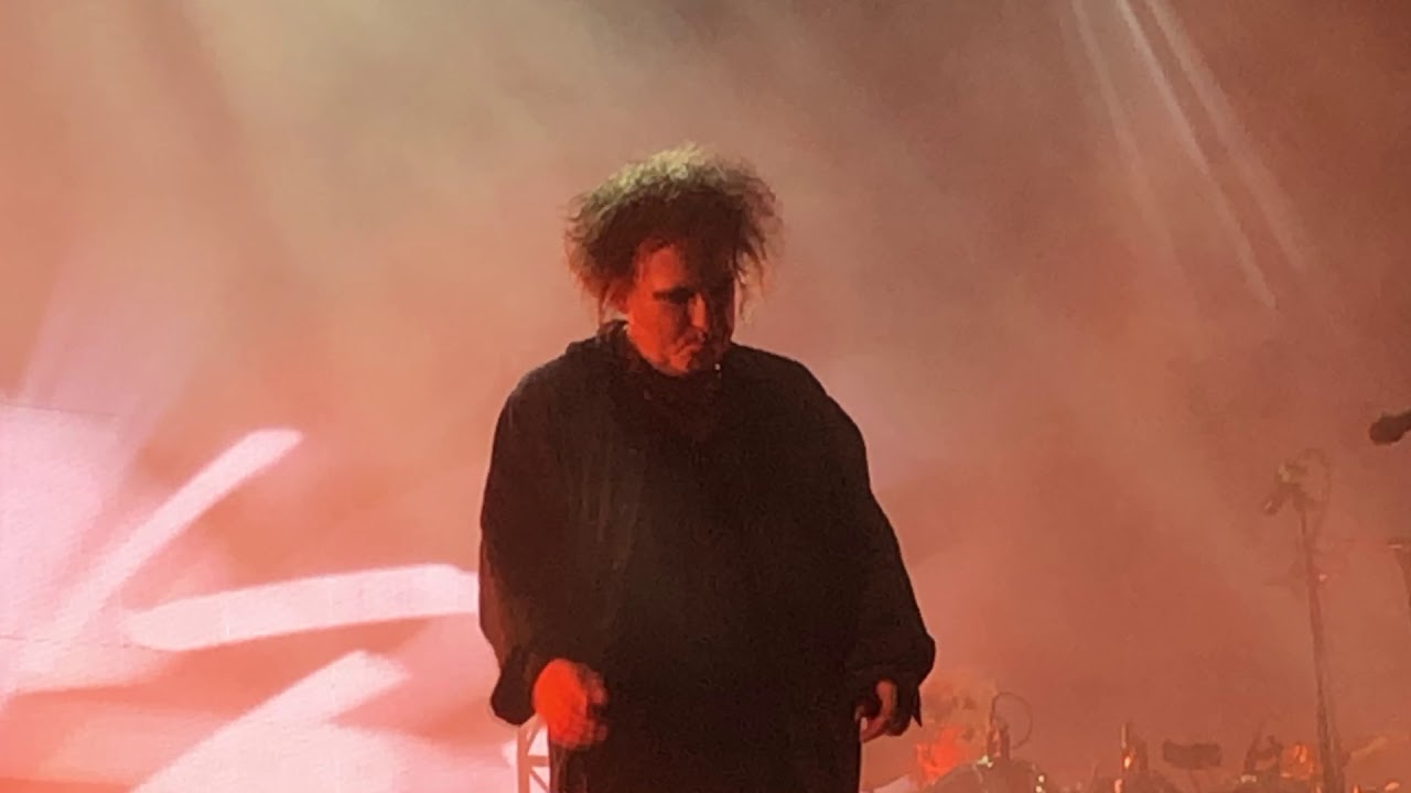 The Cure - Last Dance - YouTube