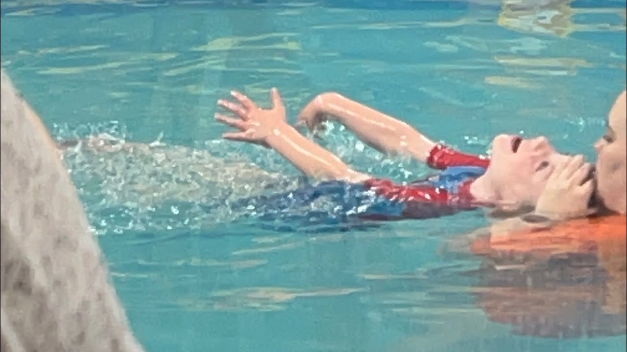 Swimmy swim - YouTube