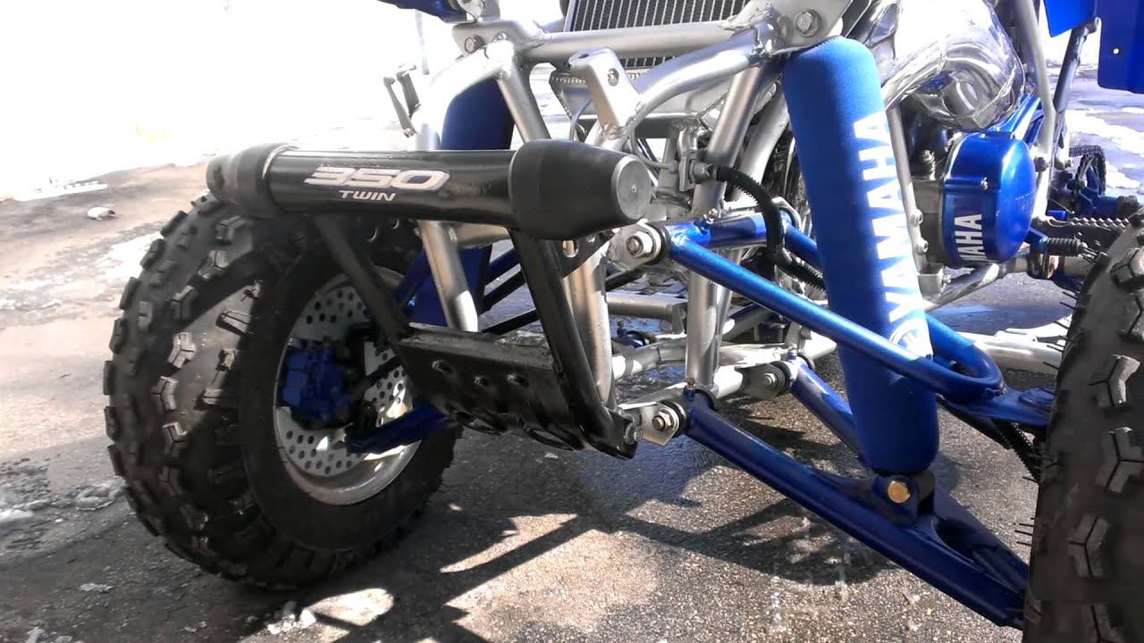 Bad ass 2000 Yamaha banshee yfz 350 - YouTube