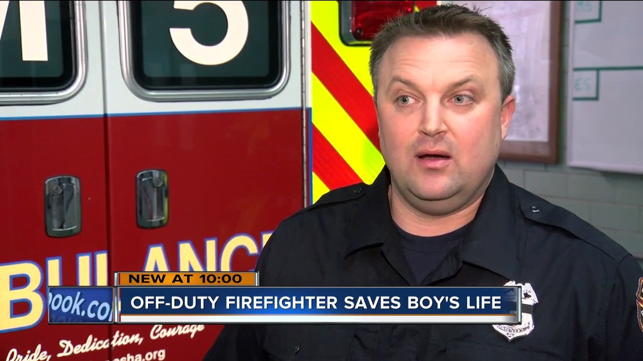 Off-duty firefighter saves boy's life - YouTube