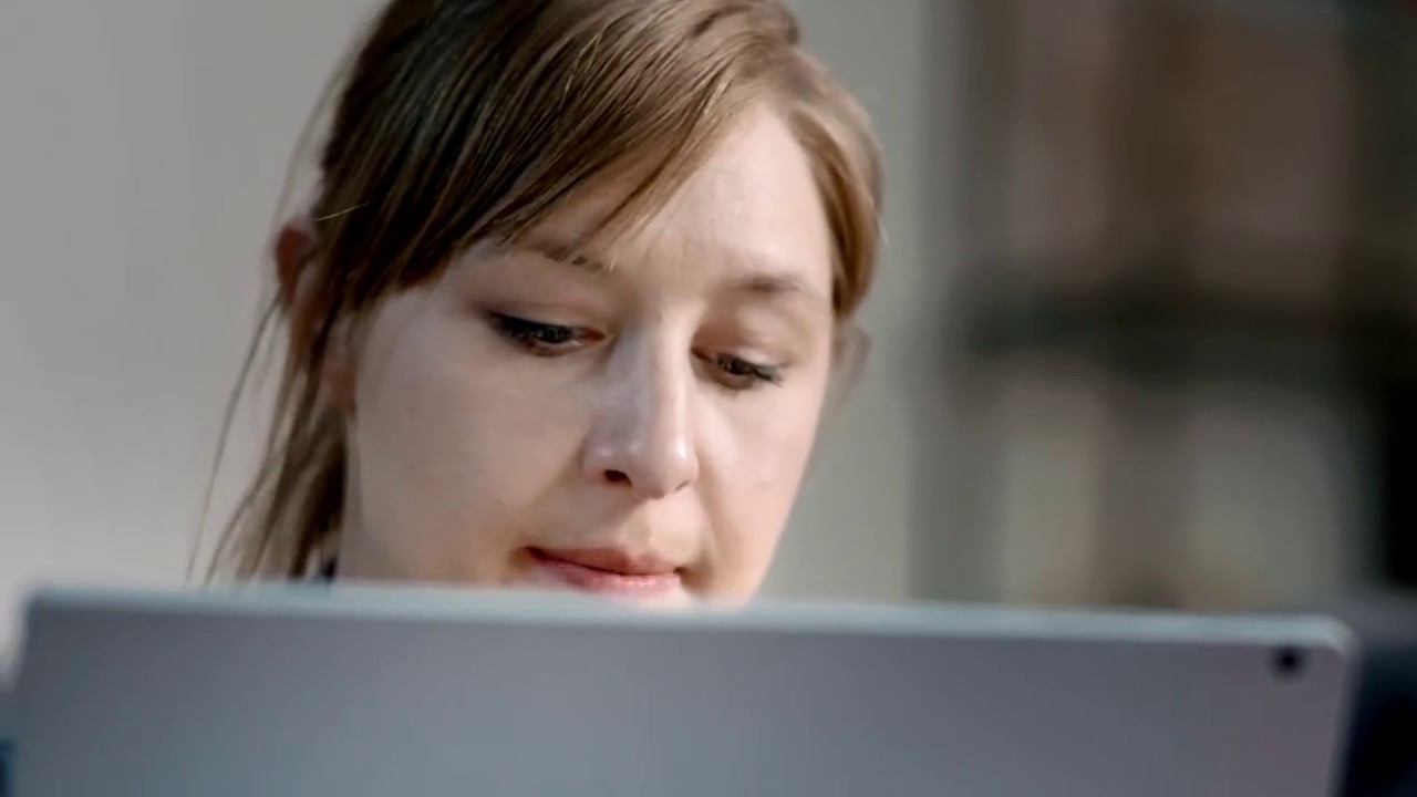 Surface Book Artist Mary Doodles loves how Surface blends work with ...