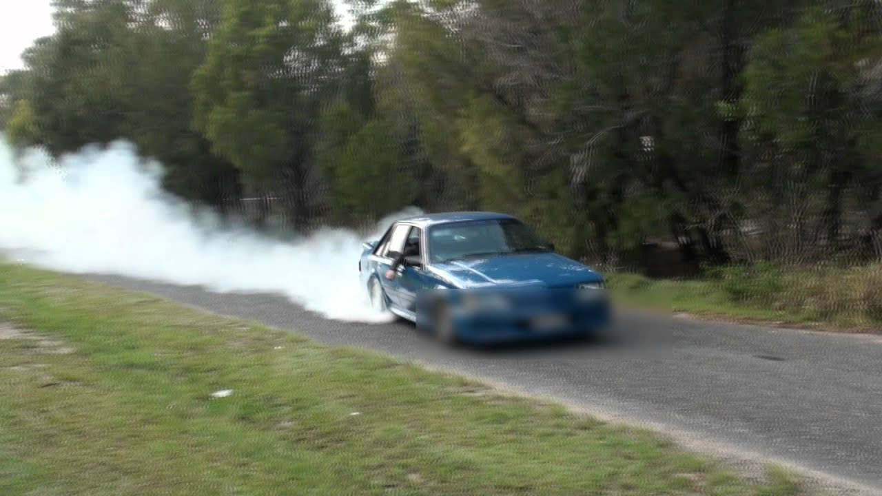 My old VK Brock SS Group 3 Commodore, 331 Stroker, Turbo 350. - YouTube