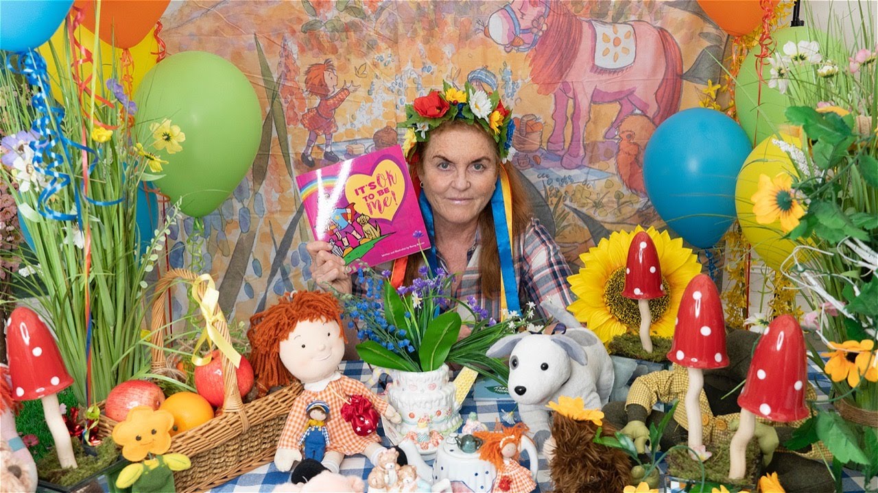 Sarah Ferguson reading It's Ok To Be Me by Renny Roccon - YouTube